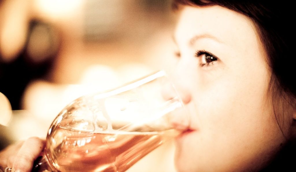 What Does Non-Alcoholic Beer Taste Like?